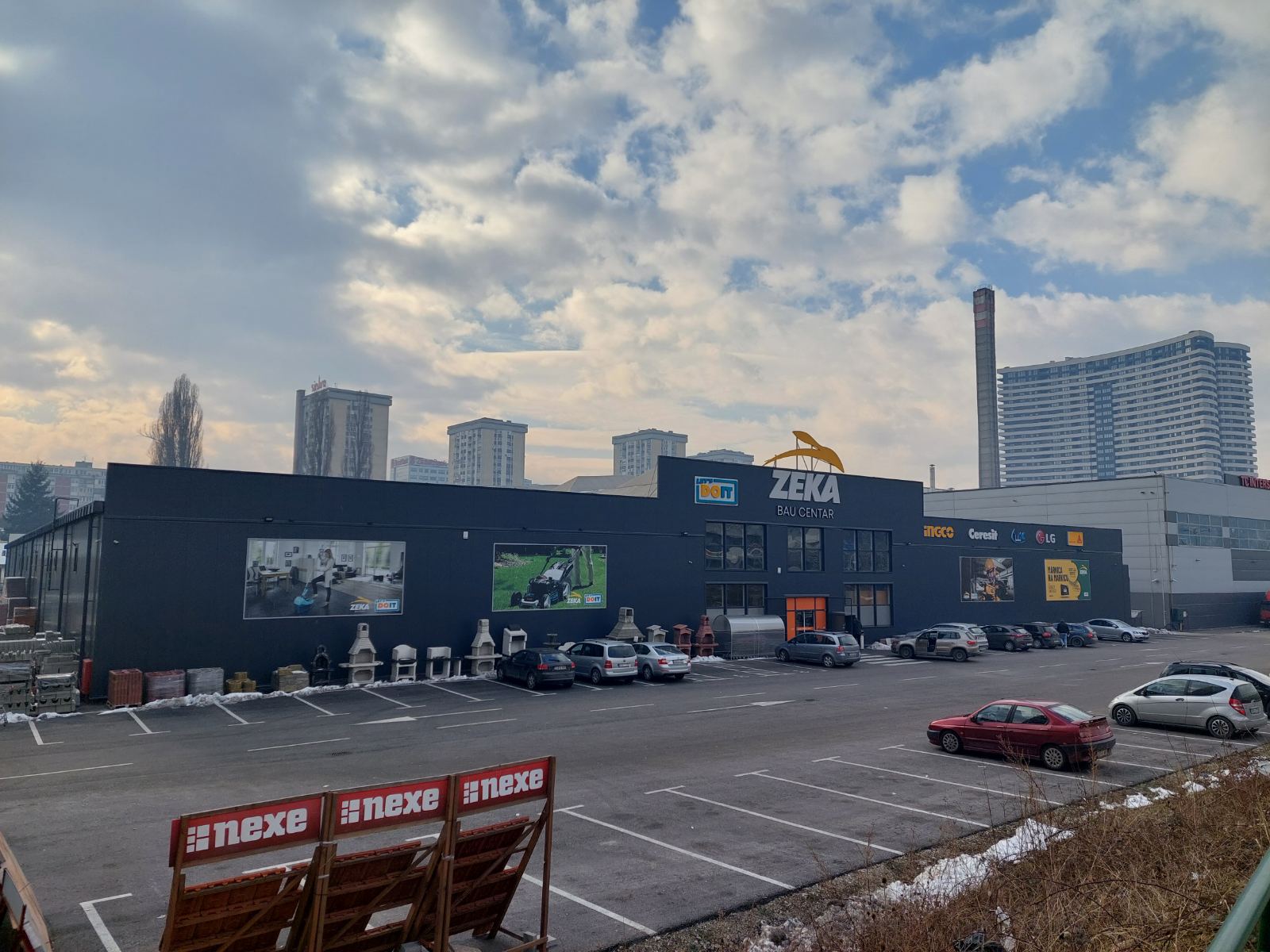 Baucentar Zeka Sarajevo Pofalići - Klikni za info i direkciju!